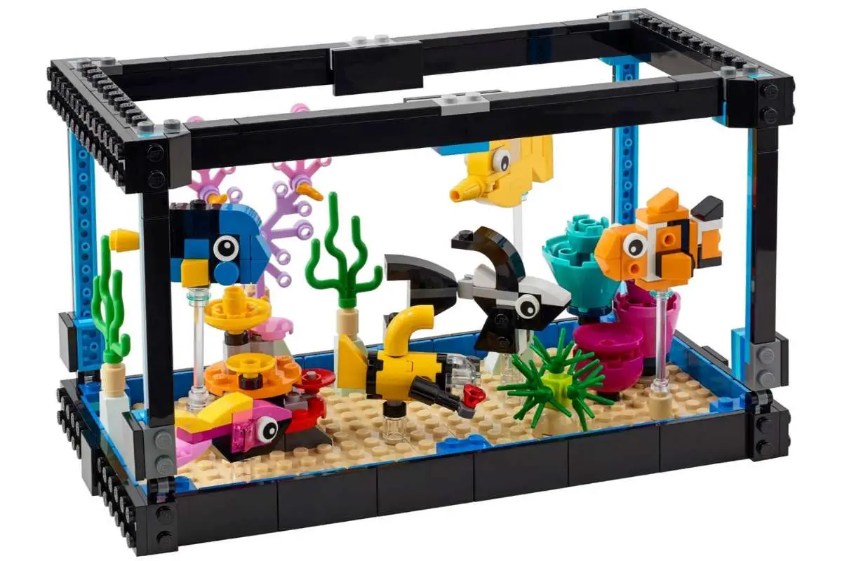 Lego 31122 Creator Fish Tank 3 in 1 Building Set Review – ReefSump.com